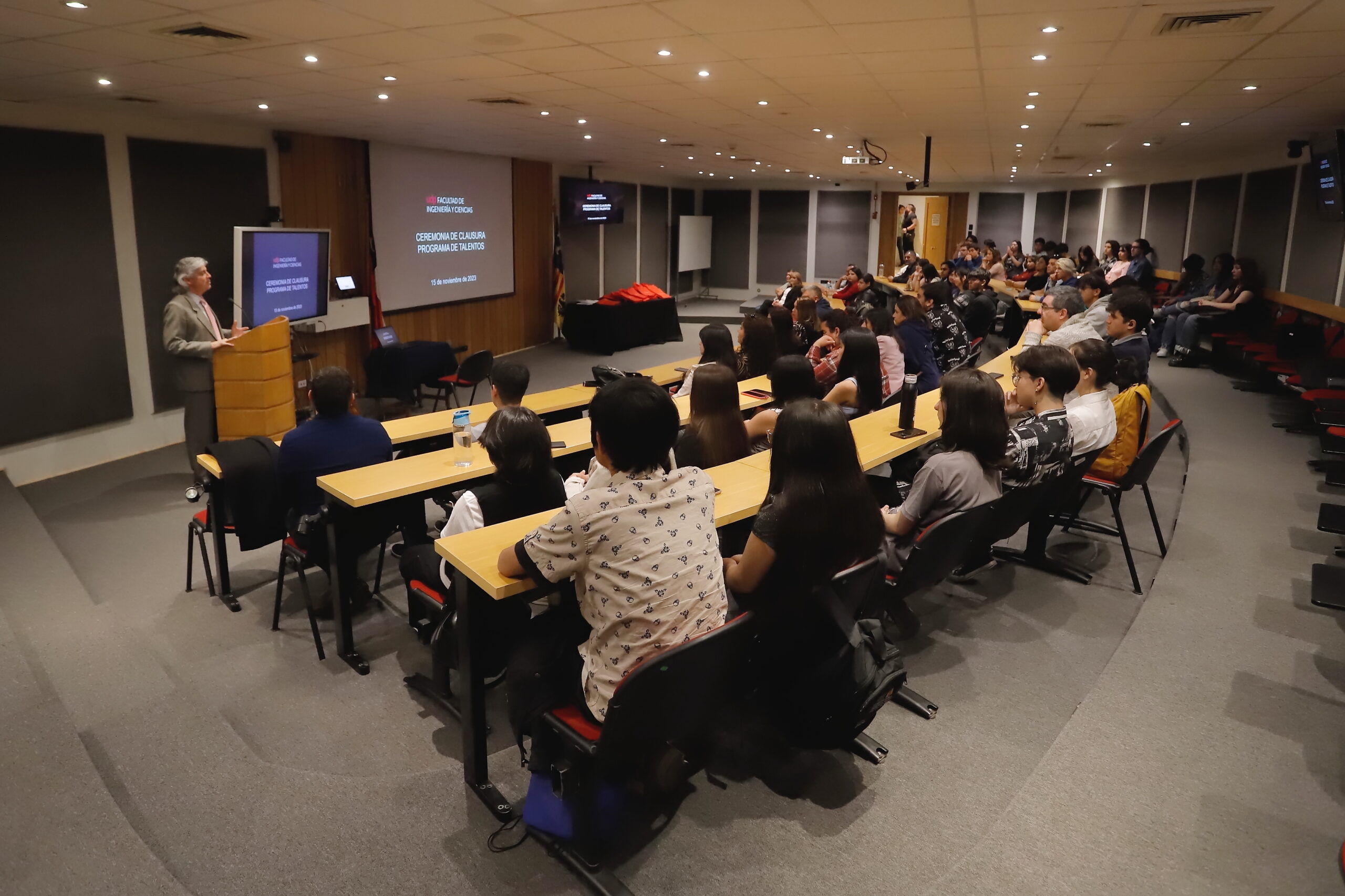 45 estudiantes de 3ro y 4to medio participaron del Programa de ...